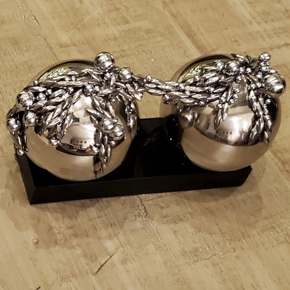 Vintage | Art | Vintage Mcm Weighted Magnetic Silver Balls And Magnetic ...